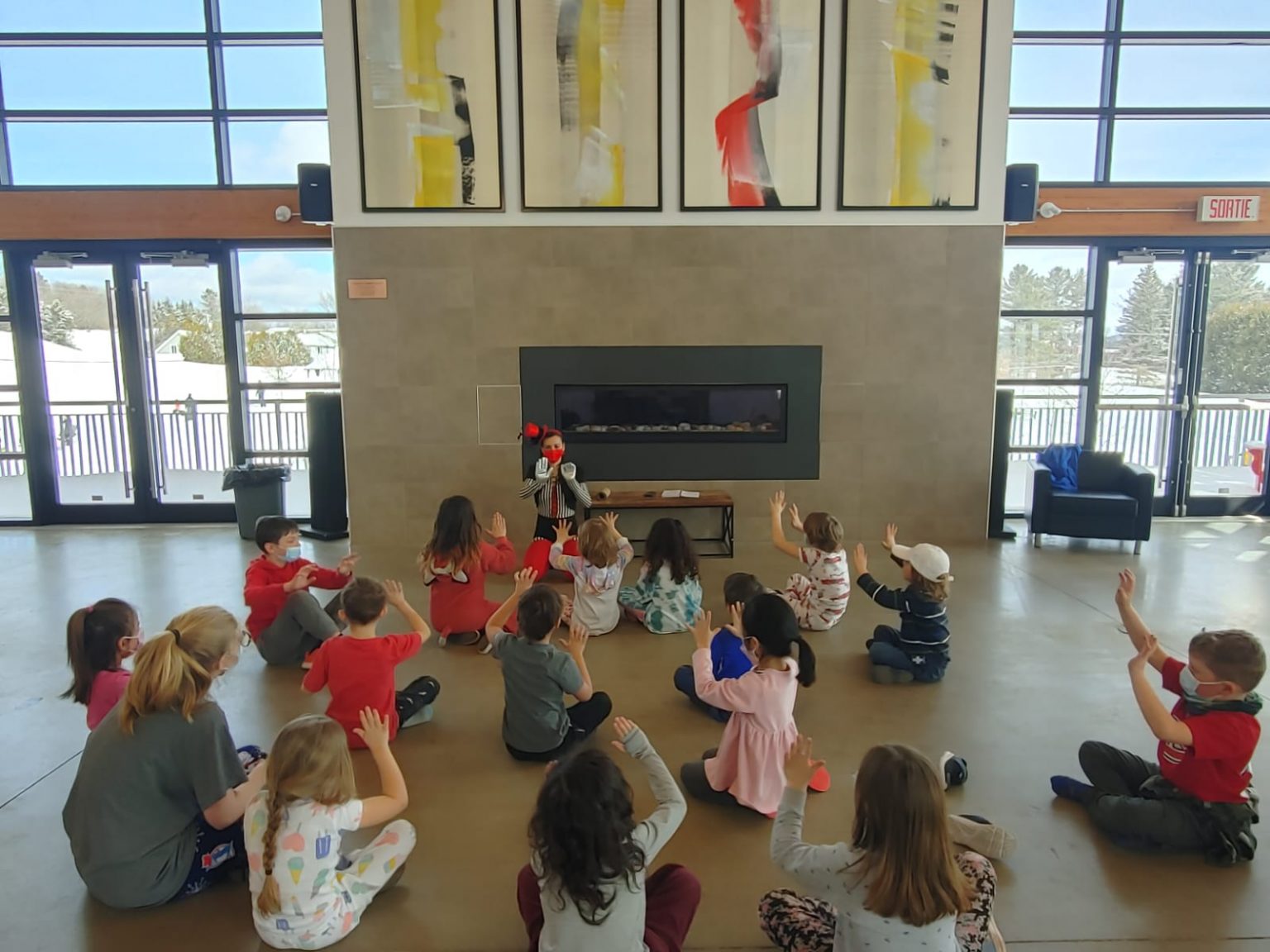 Initiation aux arts du cirque – enfants – PRODUCTIONS CIRKAZ